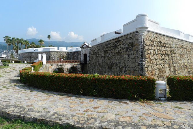 Historical Immersion 6Hrs San Diego Fort Museum Divers Lunch - The Legendary Los Flamingos Hotel