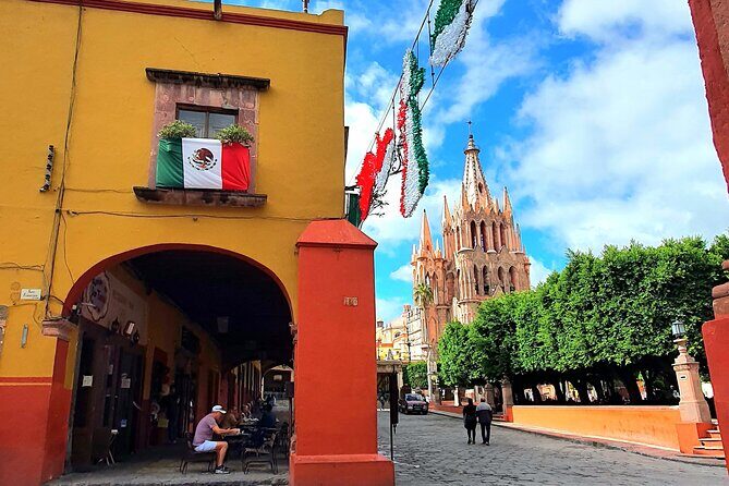 Historical Walking Tour, Discover and Explore San Miguel - An In-Depth Look at the Tour Experience