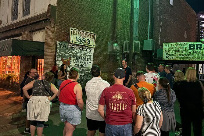 History and Haunts by Local Author - Who Should Consider This Tour?