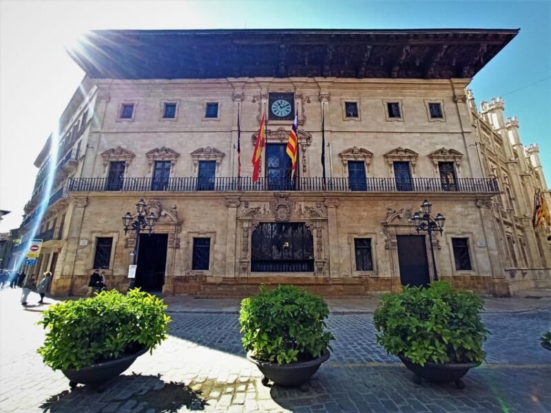 History, Architecture and Legends of Palma de Mallorca - What to Expect from the Tour