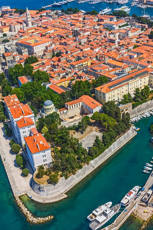 History Walking Group Tour in Old Center of Zadar - Introduction