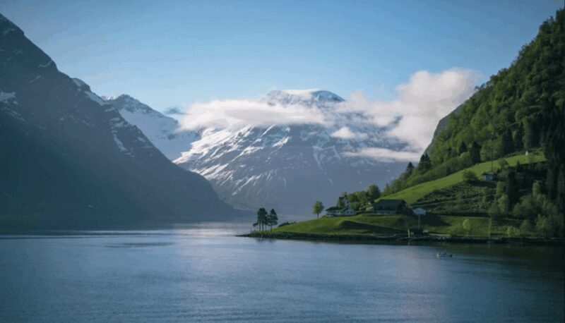 Hjørundfjord Fjord Cruise Afternoon Øye-Ålesund one way - Practical Tips