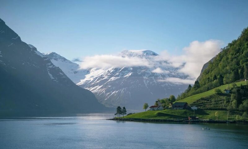 Hjørundfjord Fjord Cruise Øye-Ålesund one way - Key Points