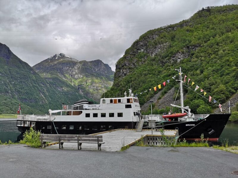 Hjørundfjord Fjord Cruise Øye-Ålesund one way - FAQs