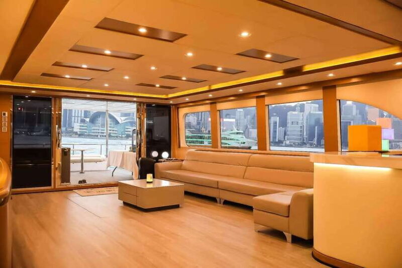 HK: Victoria Harbor Tour & Symphony of Lights (Free Drinks) - The Highlight: Symphony of Lights