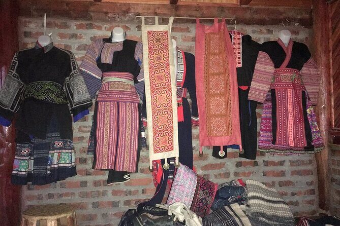 Hmong Batik Indigo Embroidery Private Workshop SAPA Experience - Key Points