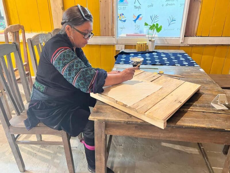 H'Mong traditional beeswax batik - The Sum Up