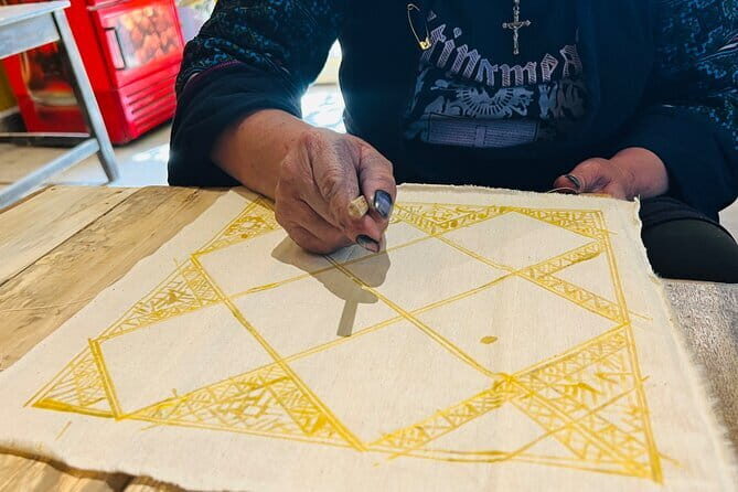 H'Mong traditional beeswax batik - What is the HMong Beeswax Batik Workshop?