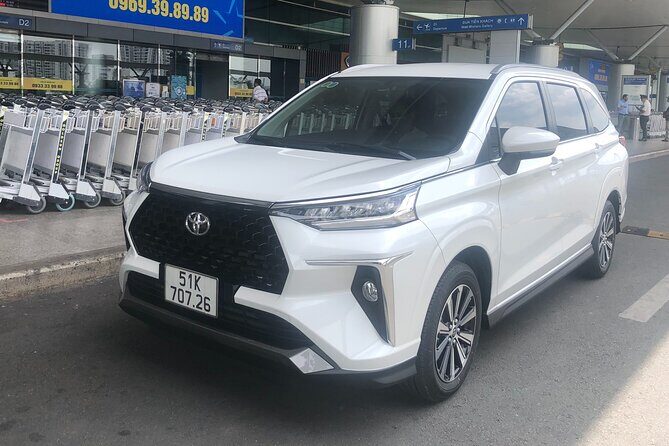 HO CHI MINH AIRPORT: CAR 7s PICK UP  HOTEL (one way transfer) - Key Points