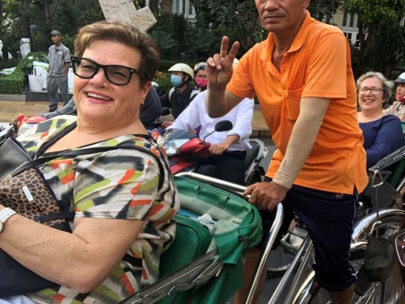 Ho Chi Minh: Authentic Market Cyclo Tour without Tour guide - Key Points