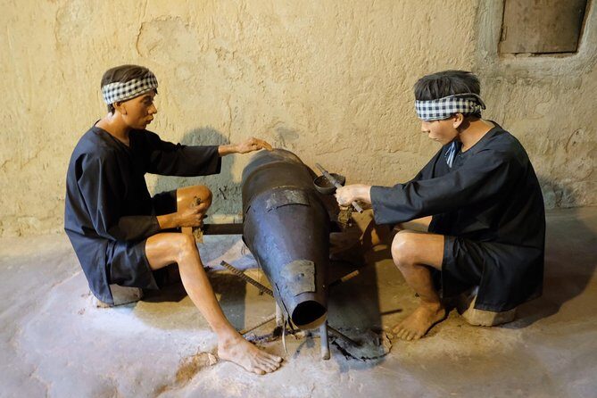 Ho Chi Minh: Best Seller of Cu Chi Tunnel & Mekong Delta Cruise - Discovering Ho Chi Minh’s Highlights in a Single Day