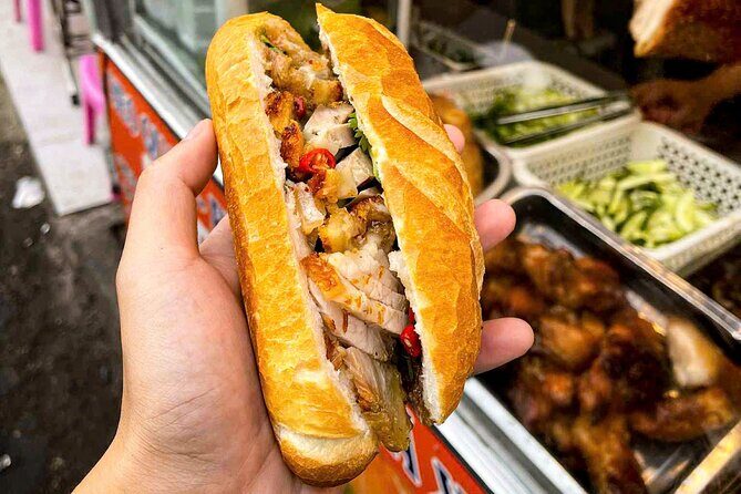 Ho Chi Minh Best Walking Tour: Food, Coffee & History - Key Points