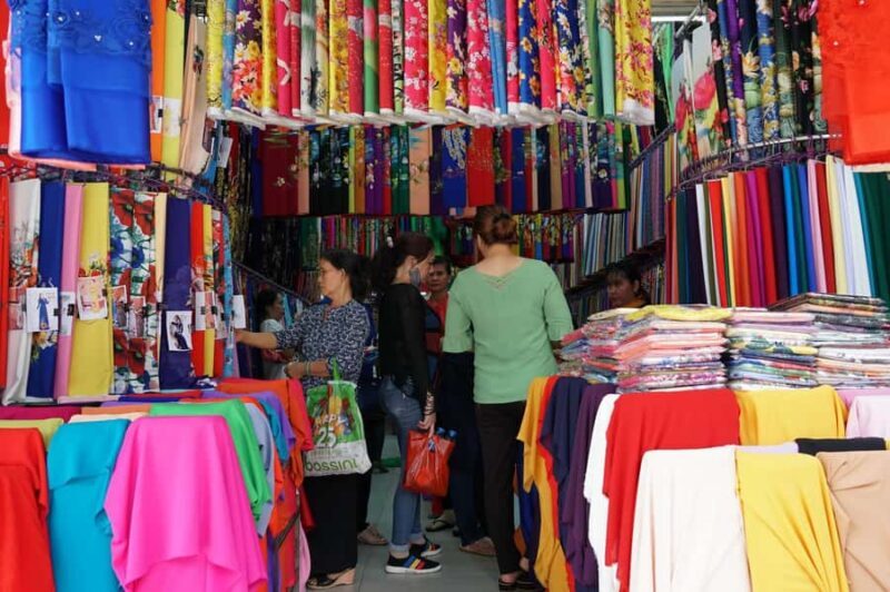 Ho Chi Minh City: 5 Trade Streets of Saigon with Local Guide - Authenticity & Real Experiences