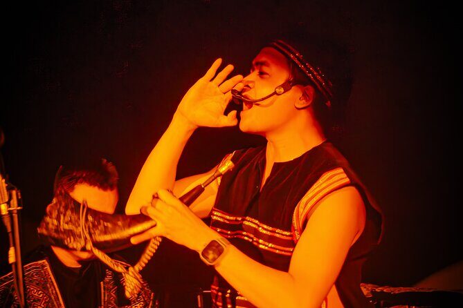 Ho Chi Minh City: Chao Show Refined Cultural Music Dinner - The Culinary Journey