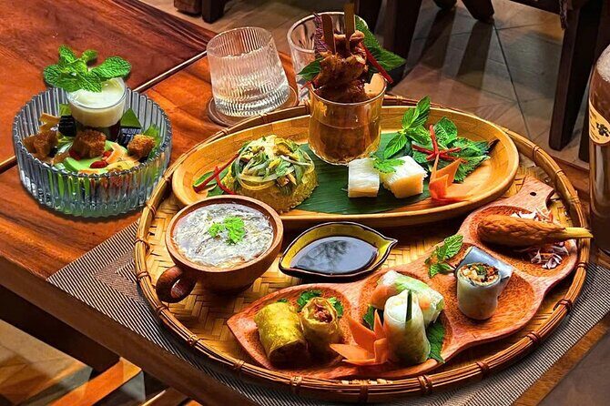 Ho Chi Minh City: Chao Show Refined Cultural Music Dinner - The Overall Value