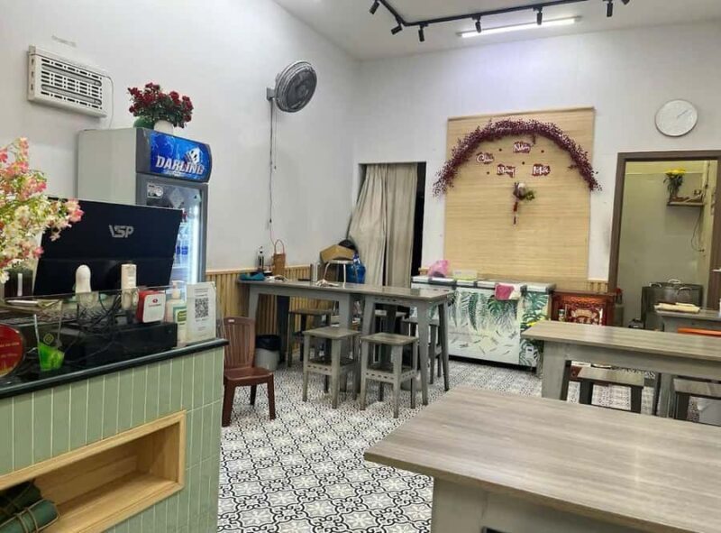 Ho Chi Minh City: How Locals Eat A Street Food Walk? - Practical Details and What You Should Know