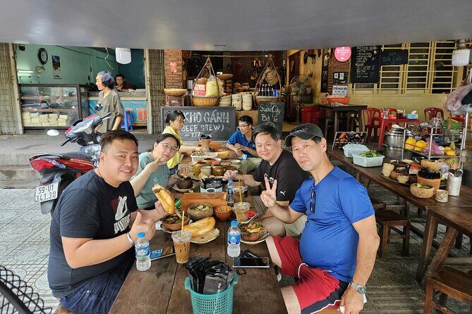 Ho Chi Minh City Jeep Adventure: Highlights And Hidden Gems - The Vintage Jeep: A Moving Landmark