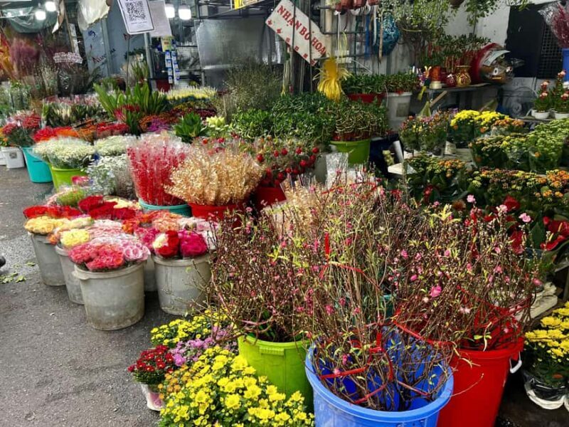 Ho Chi Minh City: Local Flowers Market & Hidden Flowers Cafe - Key Points