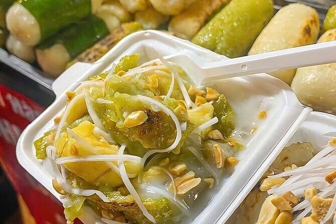 Ho Chi Minh City: Local Food Tour by Scooter with Vegan Option - A Dynamic Way to Explore Saigon