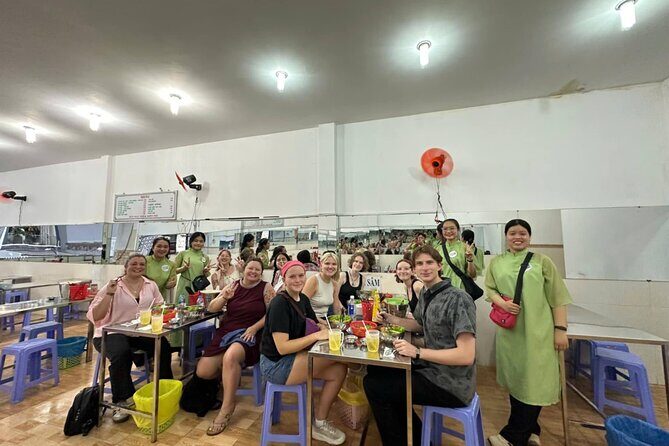 Ho Chi Minh City: Motorbike Street Food Tour with 12 Tastings - Stop 5: Refreshments & Local Drinks