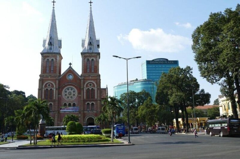 Ho Chi Minh City : Must-See Private Walking tour - Key Points