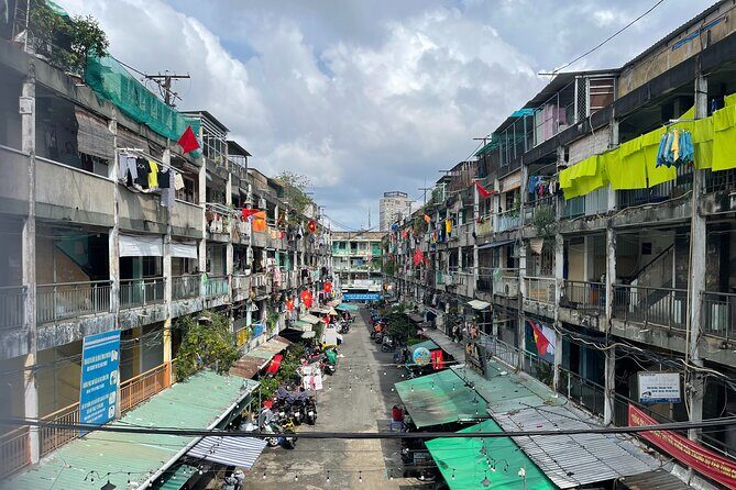 Ho Chi Minh City Sightseeing, midnight, Shopping tours by scooter - Traveling with a Local Guide