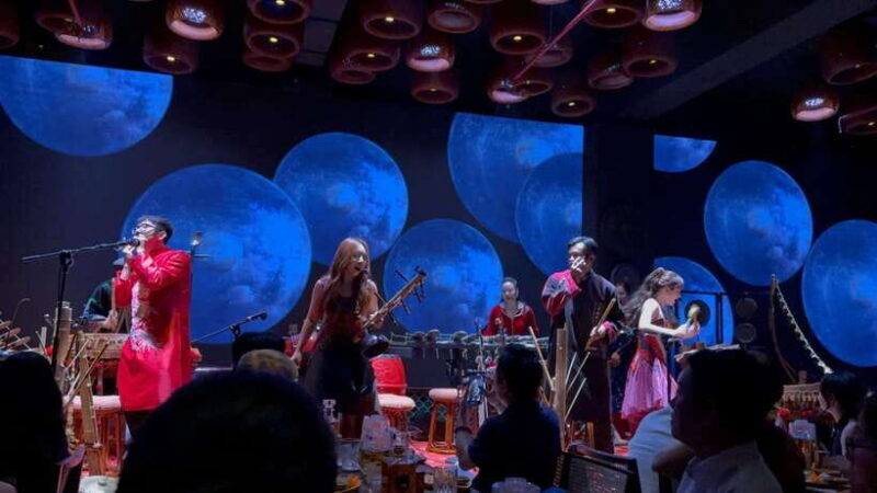 Ho Chi Minh City Sightseeing Tour With Live Music Chao Show - Key Points