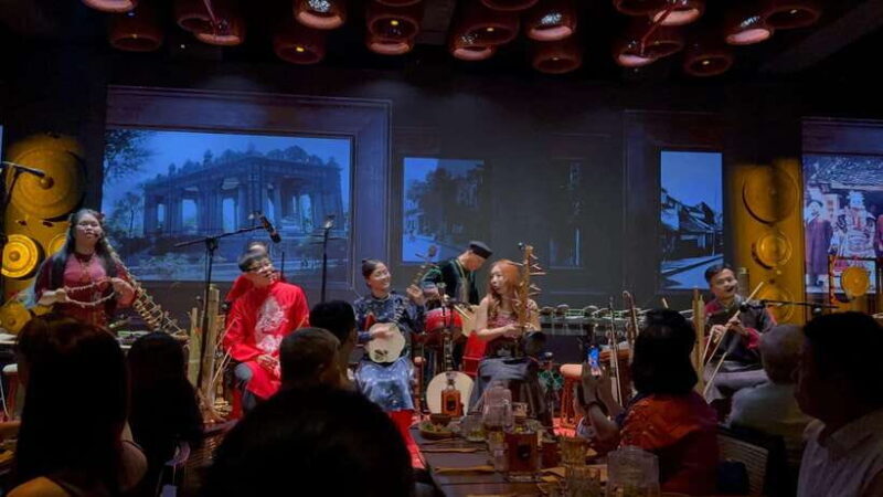 Ho Chi Minh City Sightseeing Tour With Live Music Chao Show - Who This Tour Is Perfect For