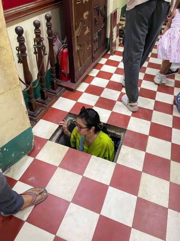 Ho Chi Minh City Sightseeing Walking Private Adventure Tour - Key Points