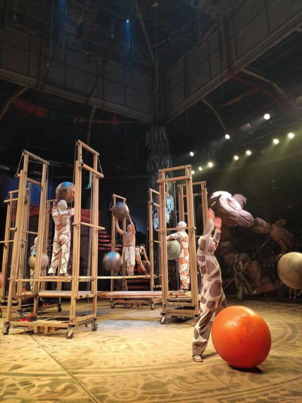 Ho Chi Minh City Tour With Vung Dat Ky Bi Circus For Kids - The Cultural Show: Vùng t K Bí Circus