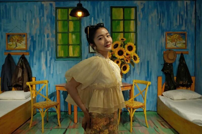 Ho Chi Minh City: Van Gogh Art Experience & Riverside Café - An Artistic and Relaxing Escapade in Ho Chi Minh City