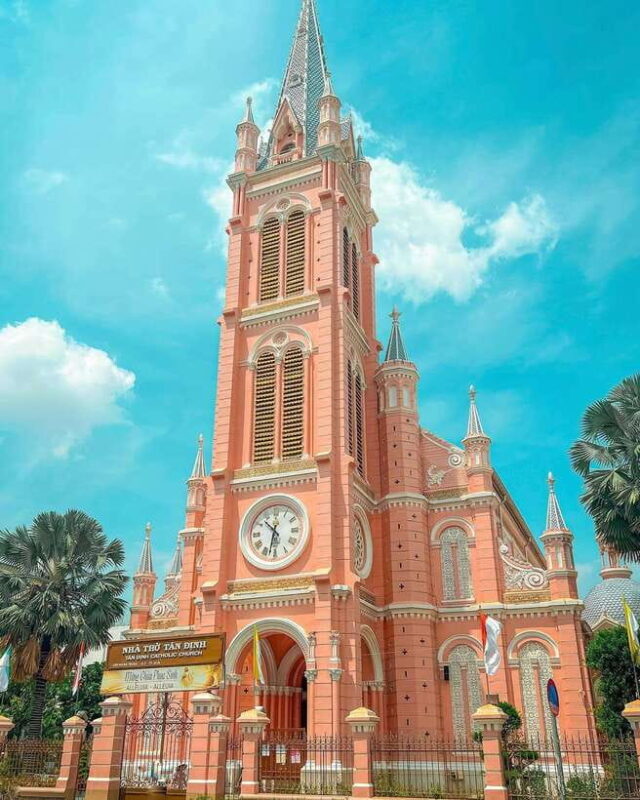 Ho Chi Minh Highlights: A Modern City Tour in Saigon - A Detailed Look at the Tour Experience