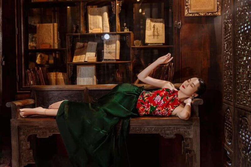 Ho Chi Minh Styled Photoshoot Tour With Makeup Photographer - Key Points