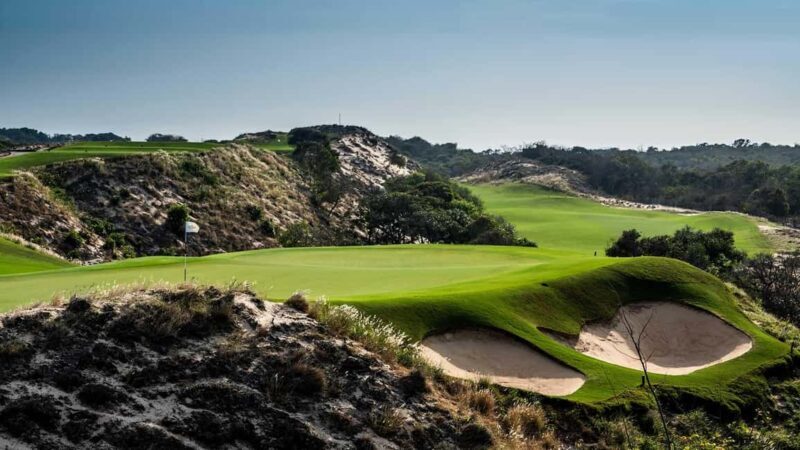 Ho Tram: The Bluffs Grand 1-Day Guided Golf Tour - Who Will Enjoy This Tour?