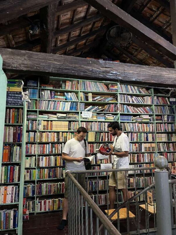 Hoa Lo Prison and Little Paris in Hanoi - Exploring Hanois French Quarter and Hoa Lo Prison