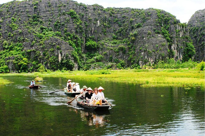 Hoa Lu - Tam Coc boat Trip and Mua Cave - Who Is This Tour Best For?