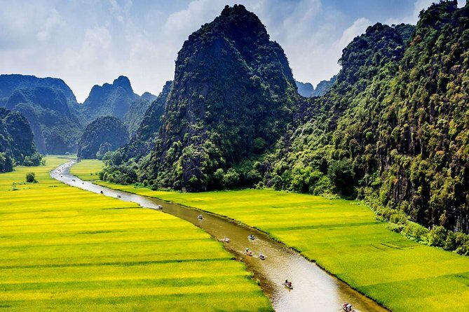Hoa Lu Tam Coc Full-Day DELUXE Tour Including BUFFET LUNCH & River Boat Ride - Key Points