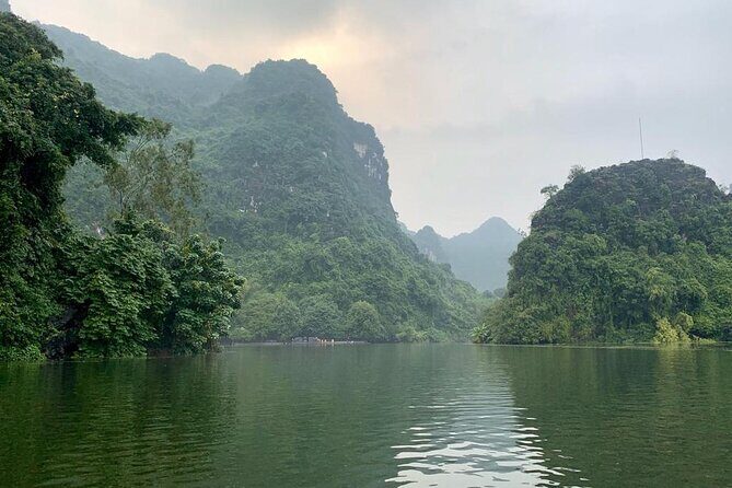 Hoa Lu - Tam Coc - Mua Cave Full Day - LIMOUSINE - Who Will Enjoy This Tour Most?