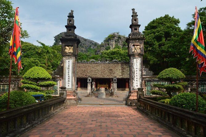 Hoa Lu - Tam Coc - Mua Cave Luxury Day Tour - Limousine Bus Transfer - The Sum Up