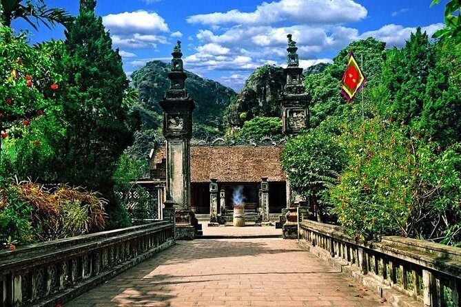 Hoa Lu Tamcoc 1 day trip - An In-Depth Look at the Hoa Lu Tam Coc 1-Day Trip