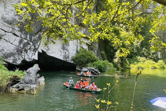 Hoa Lu To Tam Coc Luxury Day Tour - Key Points