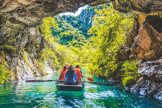 Hoa Lu Trang An and Mua Cave by Limousine from Hanoi - Key Points
