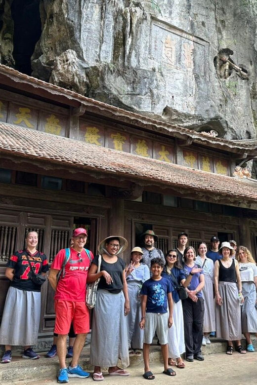 HOA LU - TRANG AN FULL DAY TRIP BY LIMOUSINE FROM HA NOI - Introduction