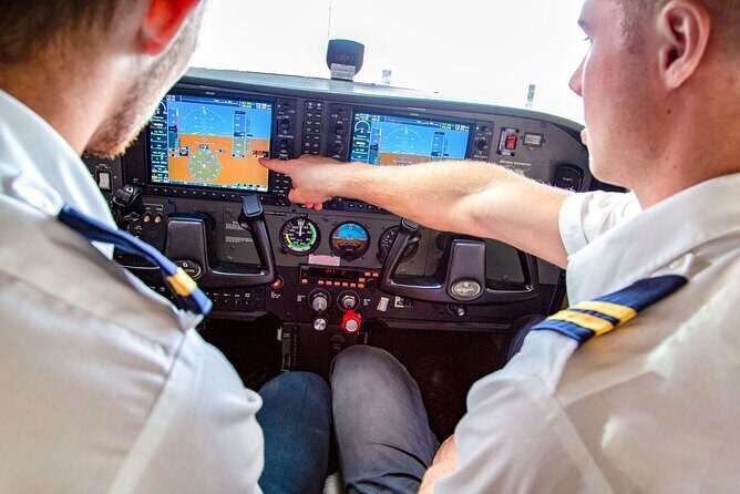 Hobart 1-Hour Learn to Fly Experience - The Experience at a Glance