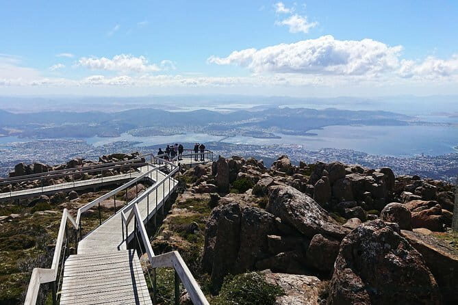 Hobart Hop-On Hop-Off Bus & kunanyi/Mt Wellington Tour - An Extensive Look at the Tour Itself