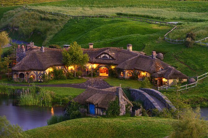 Hobbiton Movie Set and Hamilton Gardens Small Group-from Auckland - Authentic Insights from Fellow Travelers