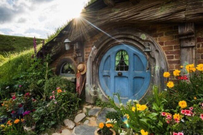 Hobbiton Movie Set Guided Tour small group from Auckland - The Sum Up