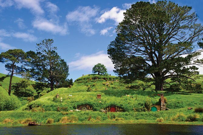 Hobbiton Movie Set Tour with lunch from Auckland - The Value of This Tour
