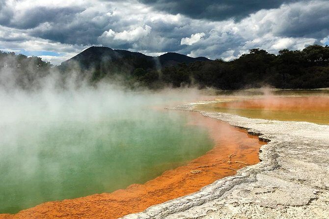 Hobbiton & Rotorua including Wai-O-Tapu - Small Group Tour from Auckland - The Bottom Line