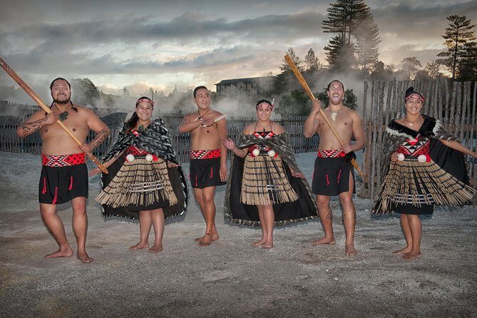 Hobbiton & Rotorua Living Mori Village Private Tour Ex-Auckland - Final Thoughts: Who Will Love This Tour?